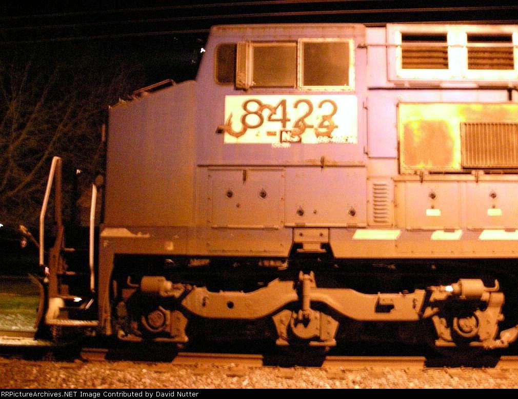 NS 8422
